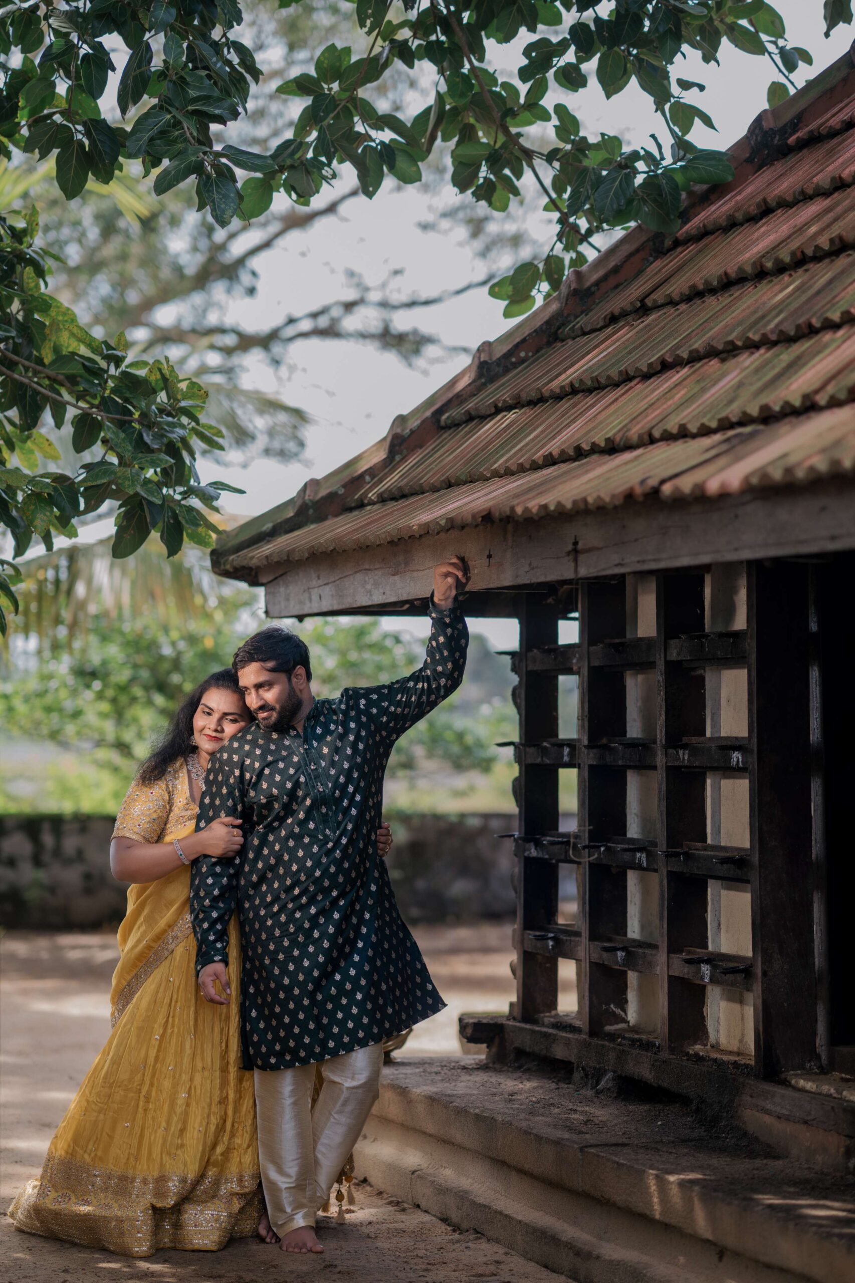 Soniya Reddy & Shiva Reddy Wedding Invitation – Olbum